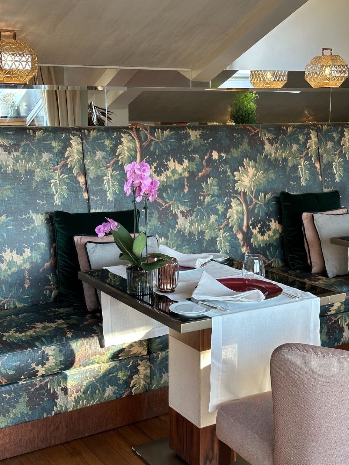 17 PLACES TO EAT LIKE A LOCAL IN LAKE COMO - Lilly Red